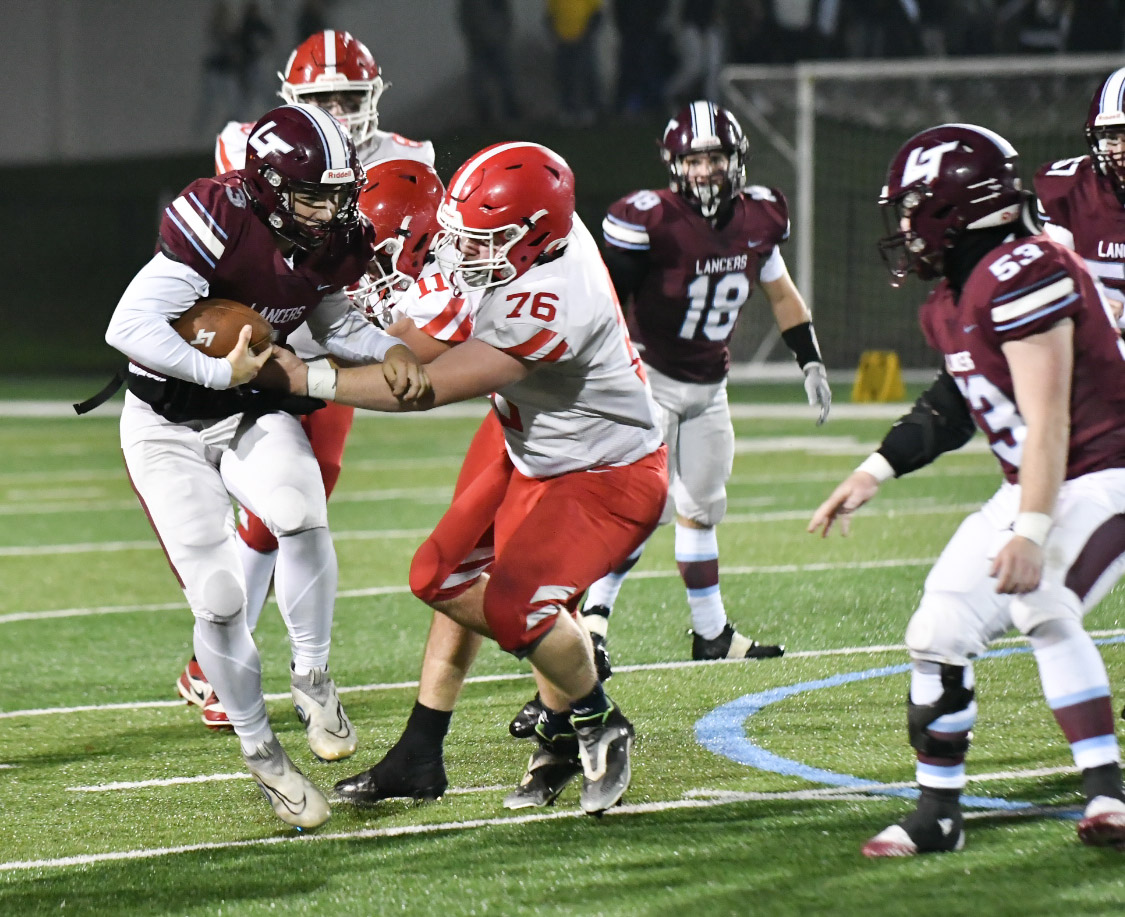 USED Sock JaylenA ndrews break from Troy Brayden Gilliand | News ...